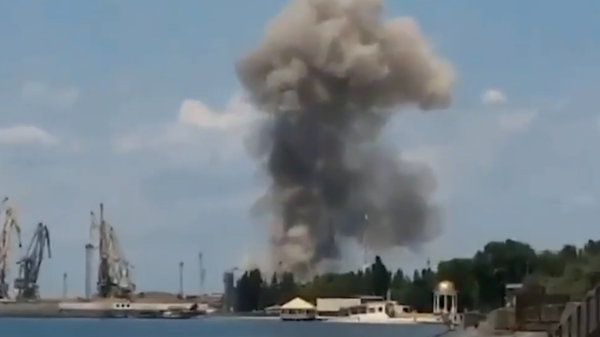 Ukraine asks the UK for help in its bid to use long-range missiles inside Russia